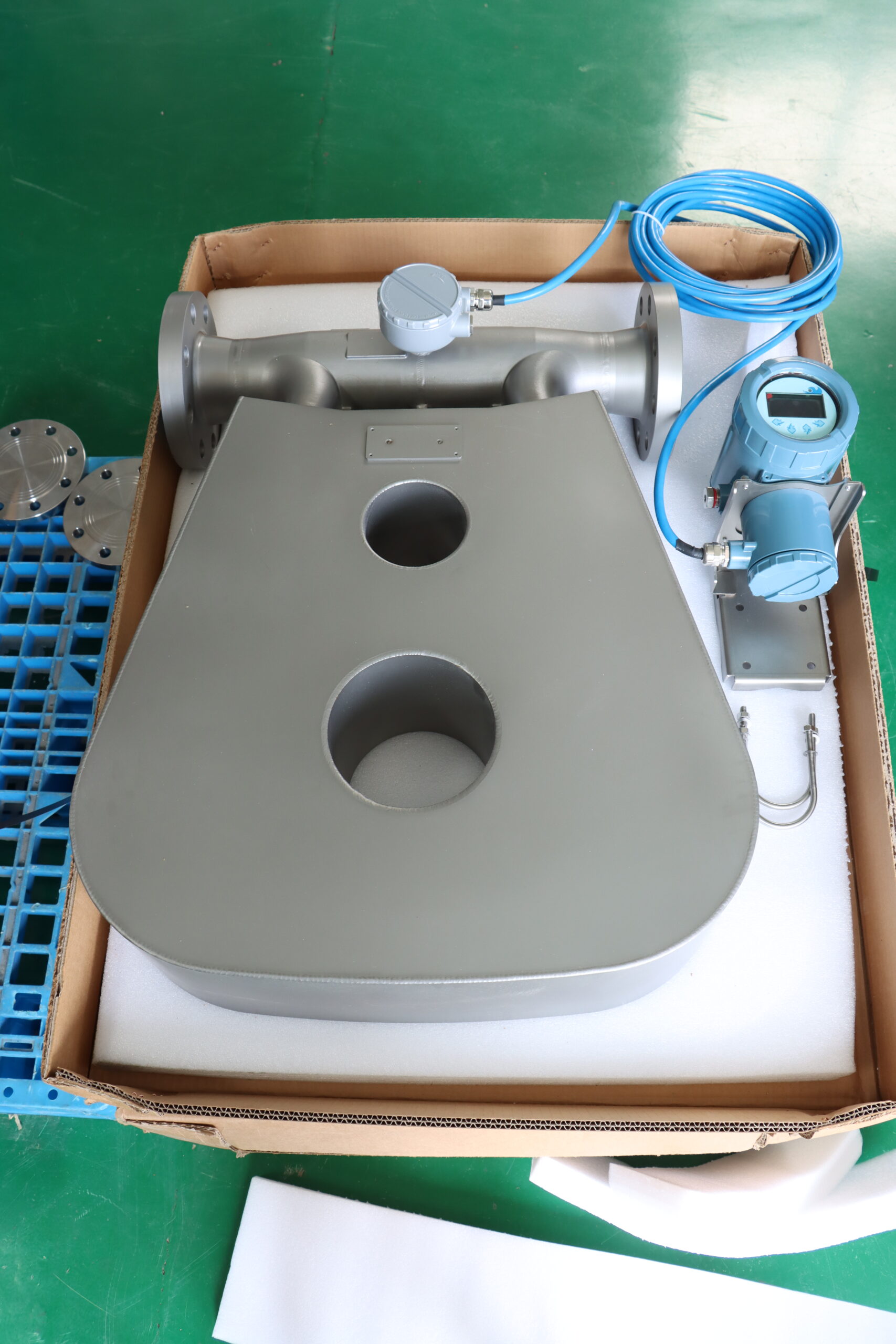 Modbus RTU Hart Communication Oil Industry Coriolis Mass Flow Meter ...