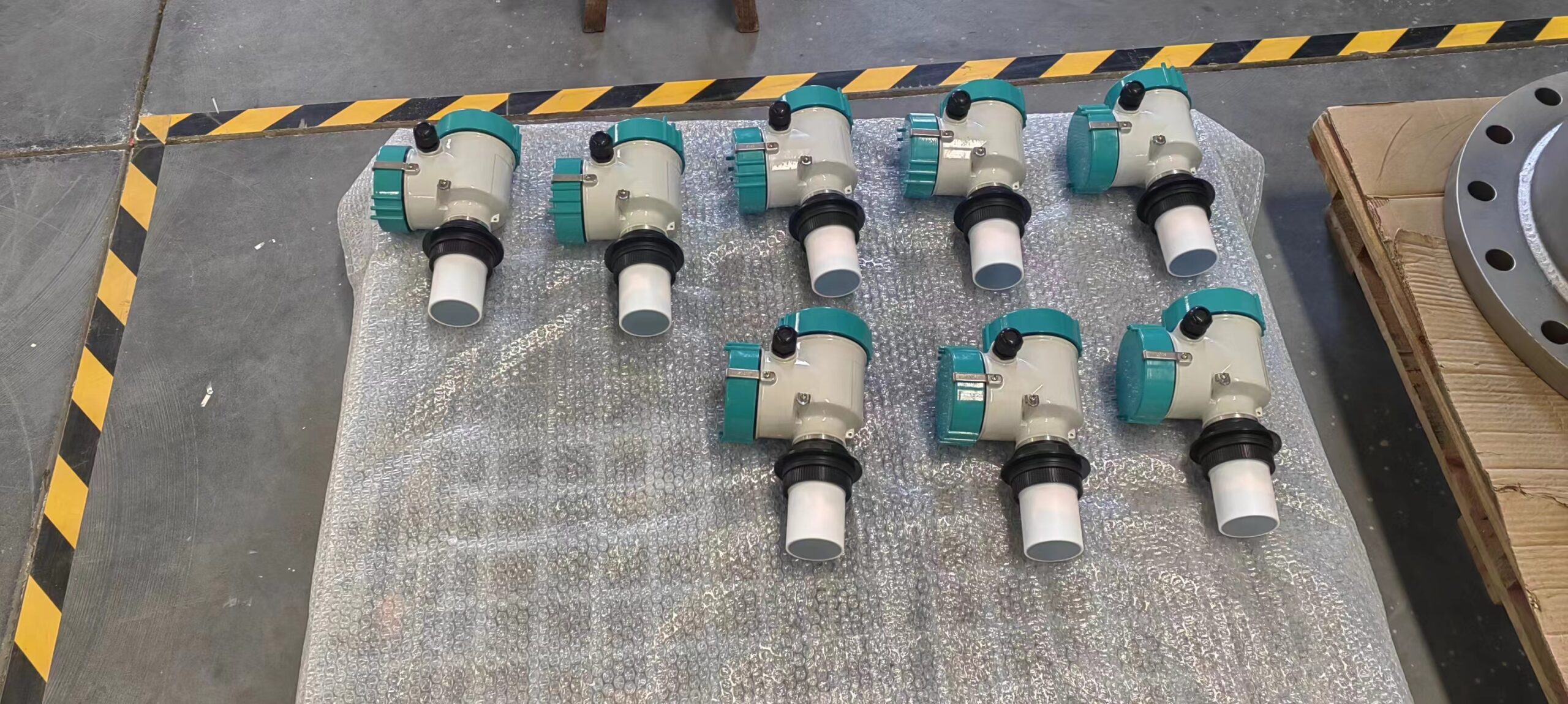 Ultrasonic Level Transmitter with 4-20mA RS485 Modbus for Water Bank ...